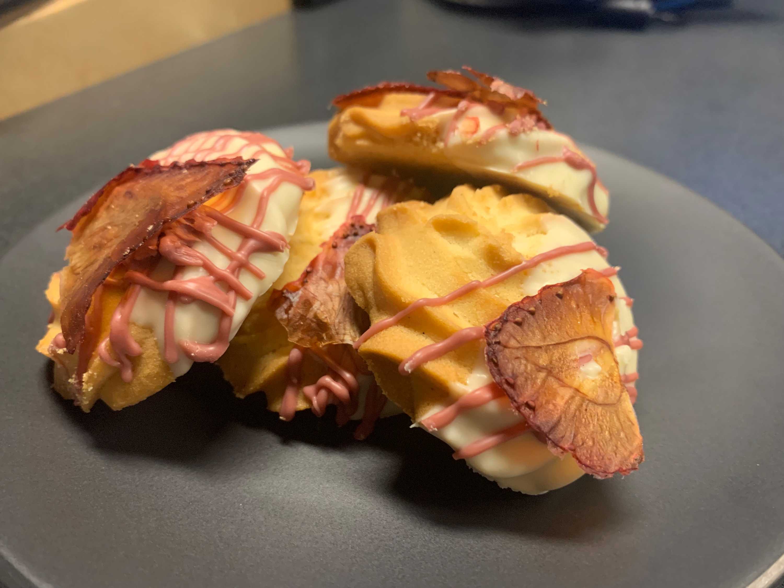 Amanda Yong's crumbly Vienna biscuits - ABC Everyday