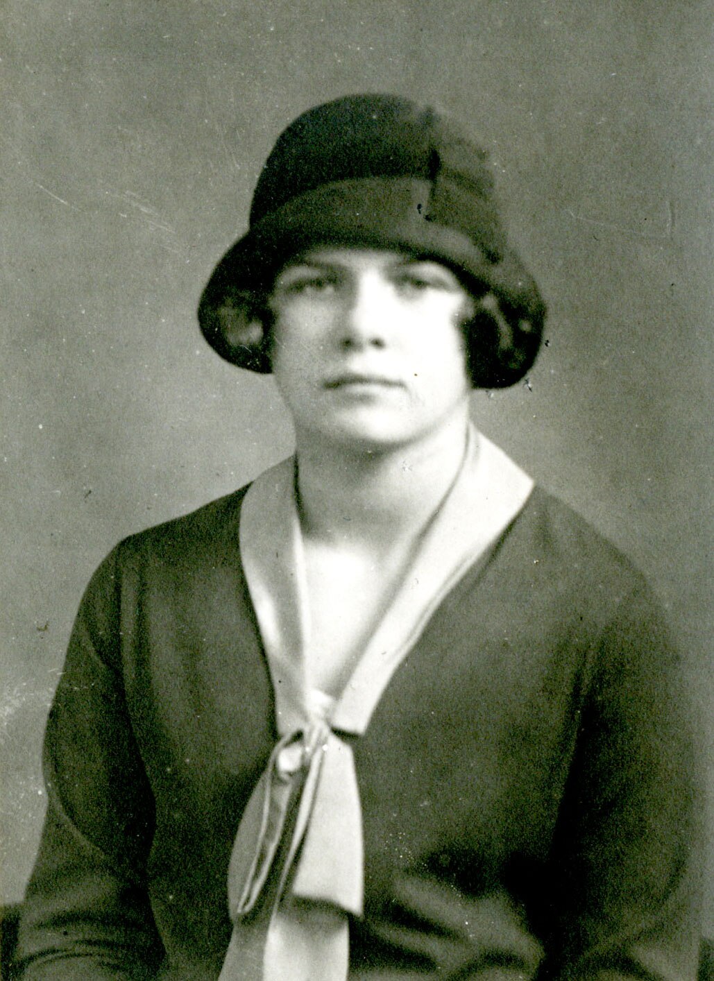 Forgotten Mary Poppins illustrator finally recognised after ...