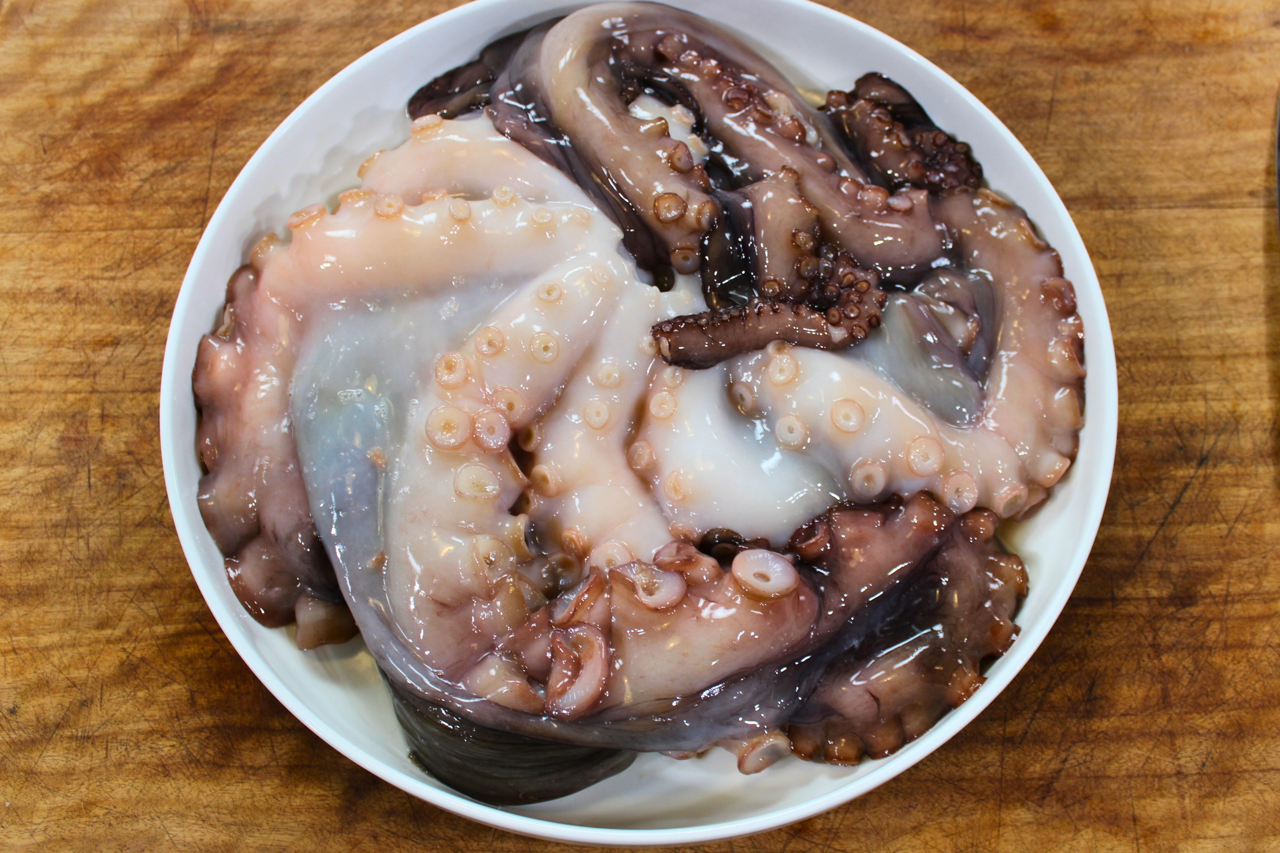 Nornie Bero's native-inspired confit octopus - ABC News