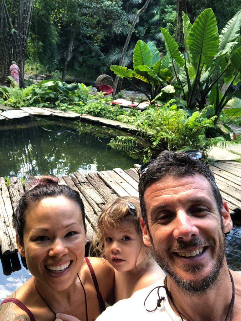 Ongoing coronavirus border closures take their toll as families ...