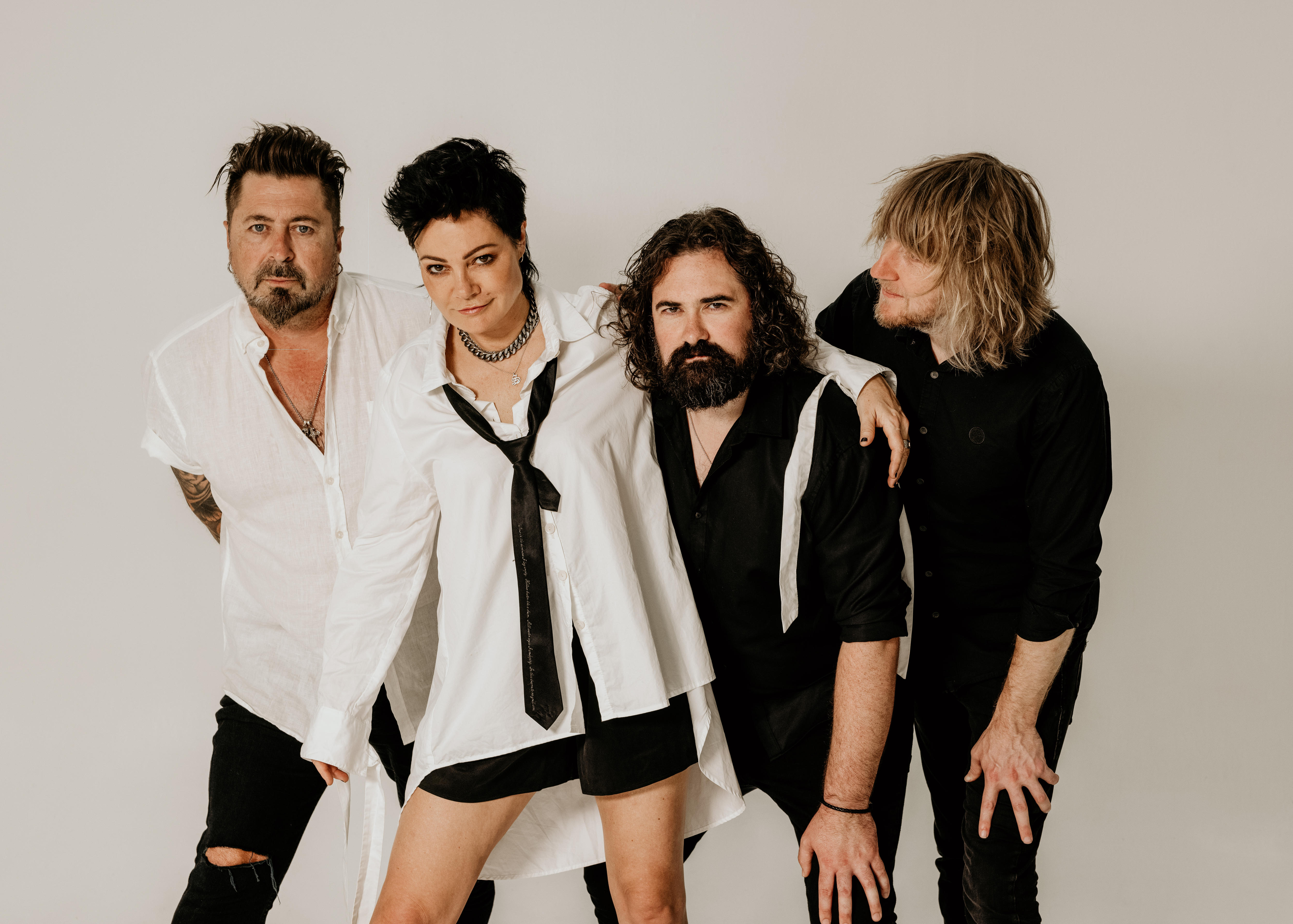 Sarah McLeod on The Superjesus, joy & touring - ABC listen