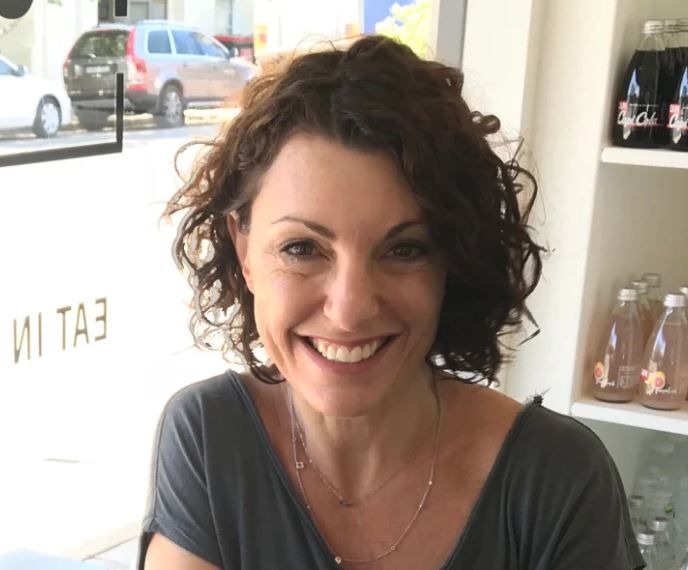 Kerri was 'extremely single' for years. She says it was better than ...