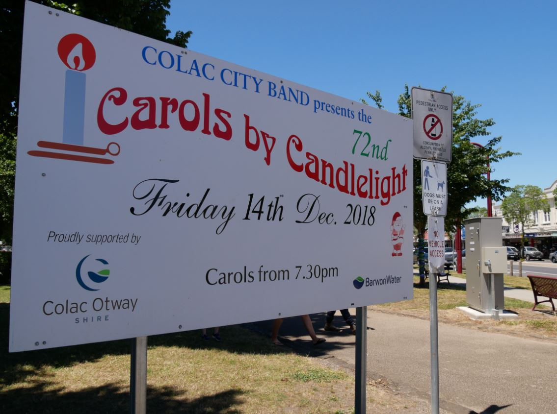 Colac Mayor steps in with sticky-tape and tinsel after bureaucratic ...