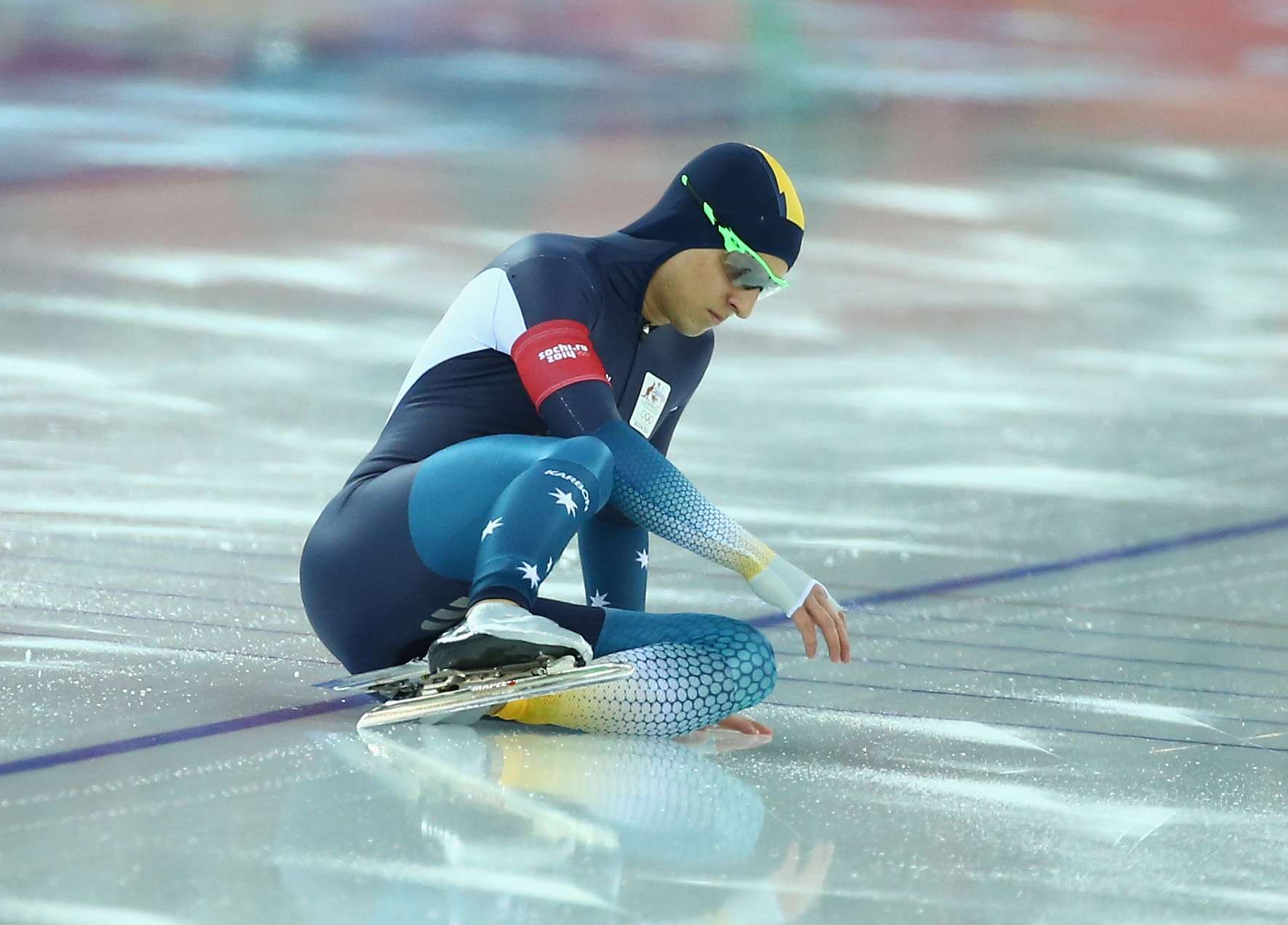 Sochi 2014: Daniel Greig falls in first run of 500-metre speed skating ...