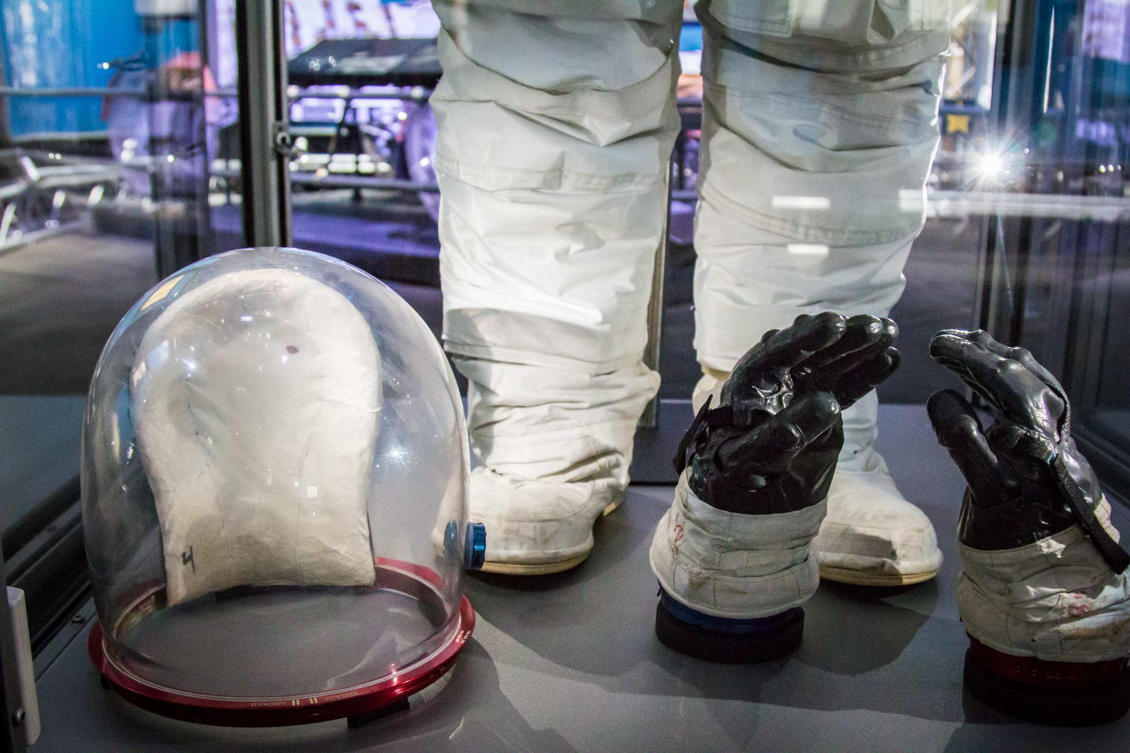 NASA spacesuit display takes giant leap into history 50 years after ...