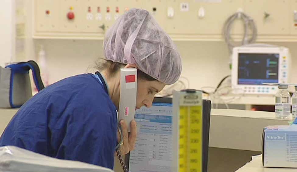 Victorian nurses call off strike action after pay rise agreement with ...