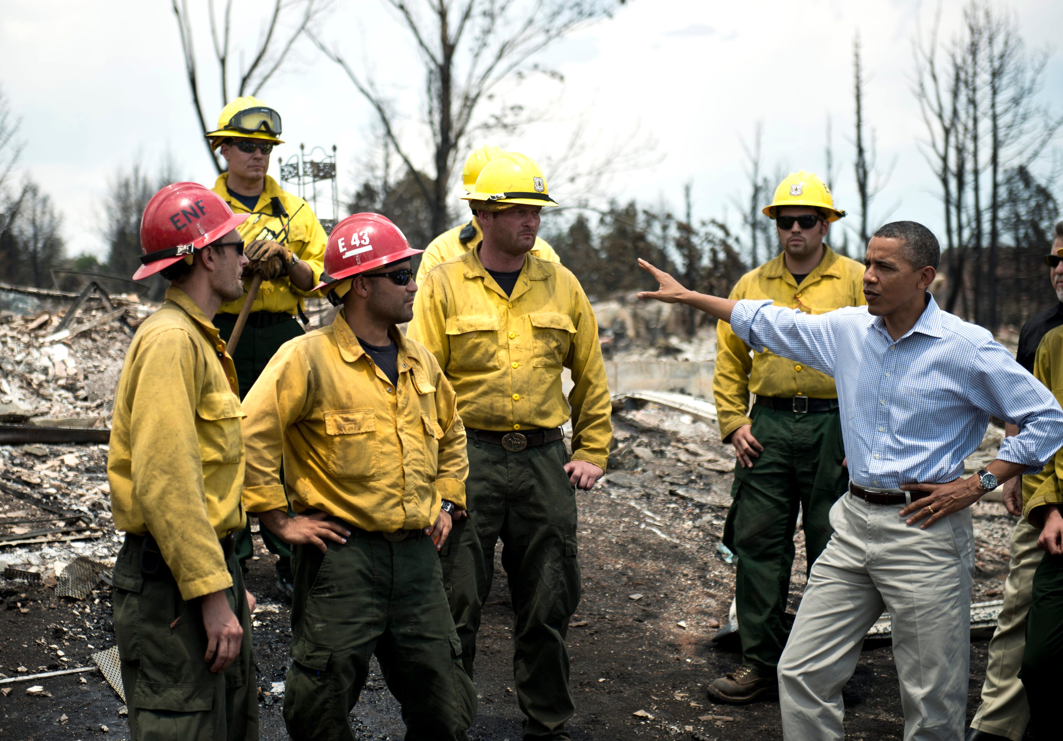 Obama tours Colorado fire devastation - ABC News