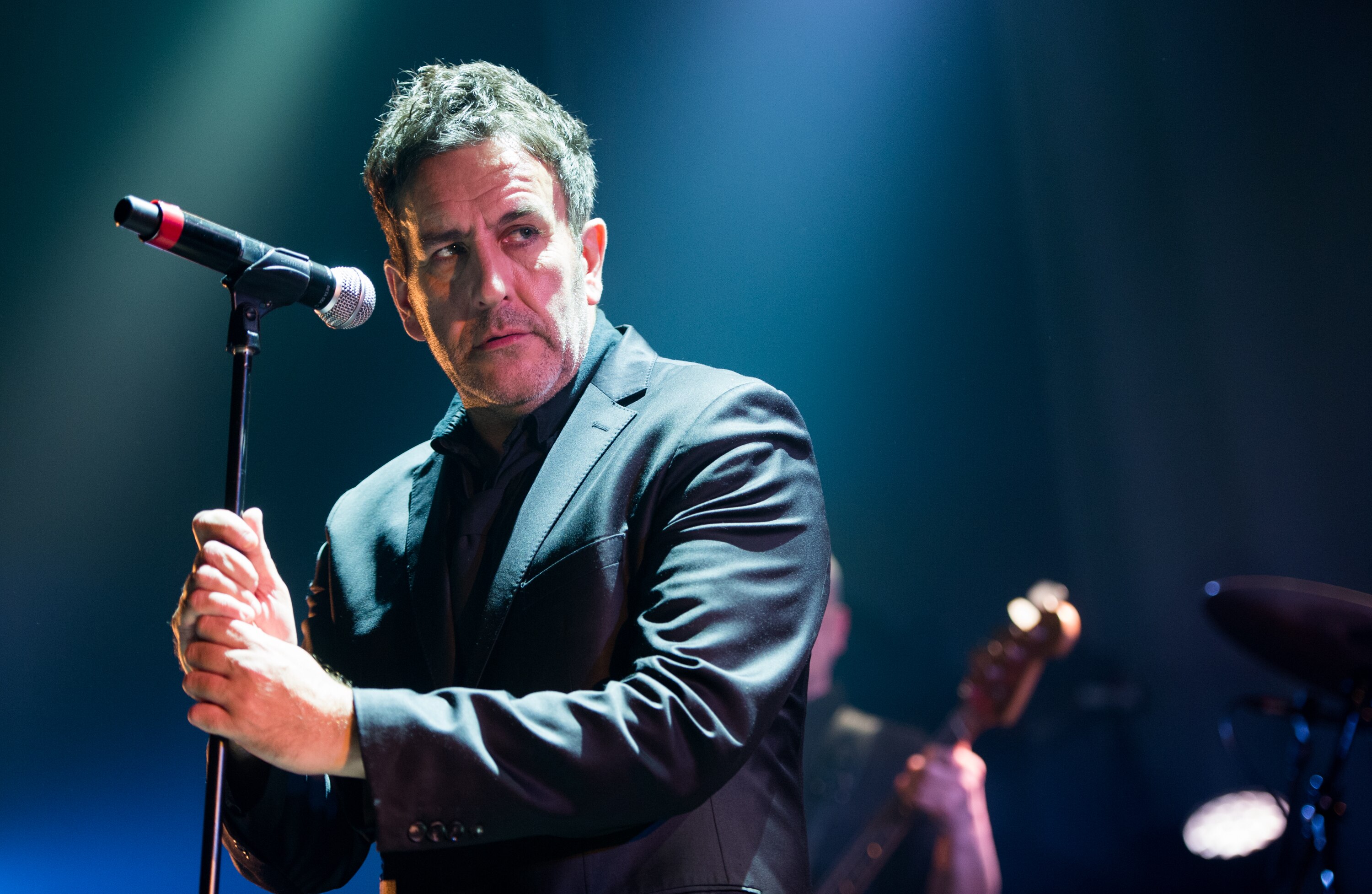 Terry Hall, frontman for British ska icons The Specials, dies at 63 ...