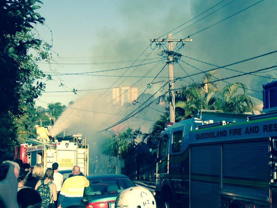 Crews extinguish house fire in inner-Brisbane suburb of West End - ABC News