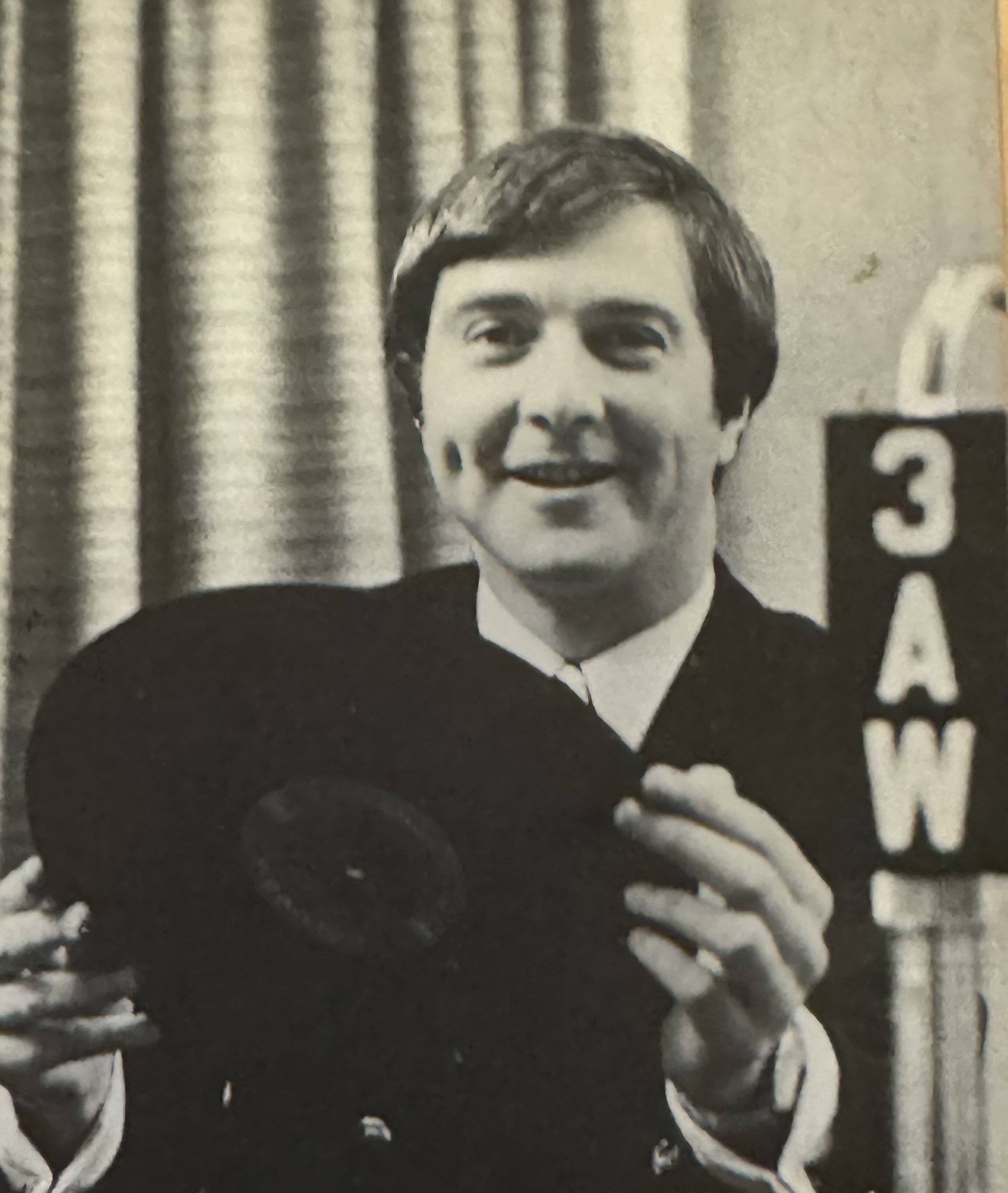 Media personality and radio presenter Philip Brady dies, aged 85 - ABC News