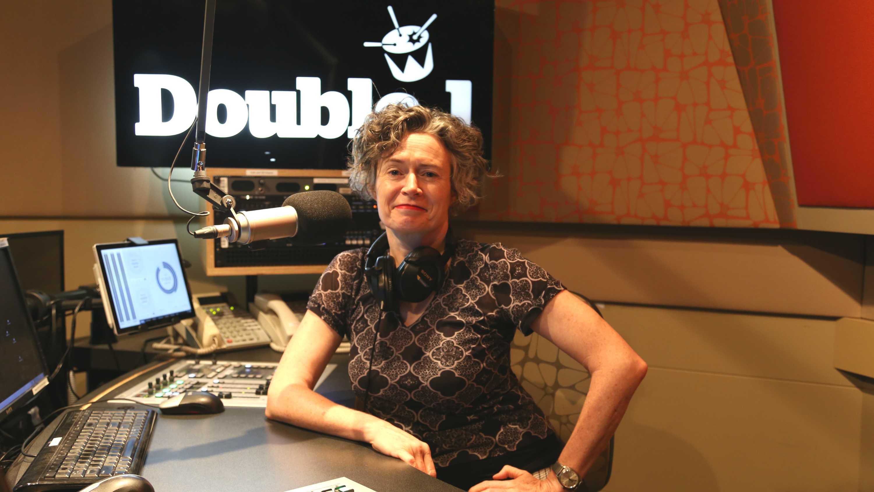 Judith Lucy presents a patriarchy-smashing Liquid Lunch - Double J