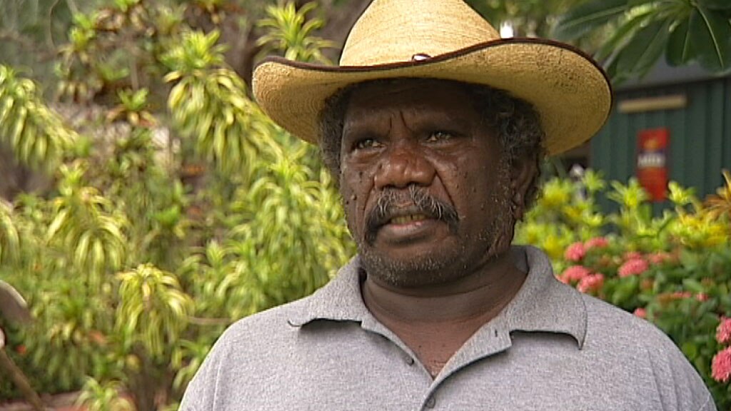 Indigenous Affairs Minister Nigel Scullion denies threats to coerce ...