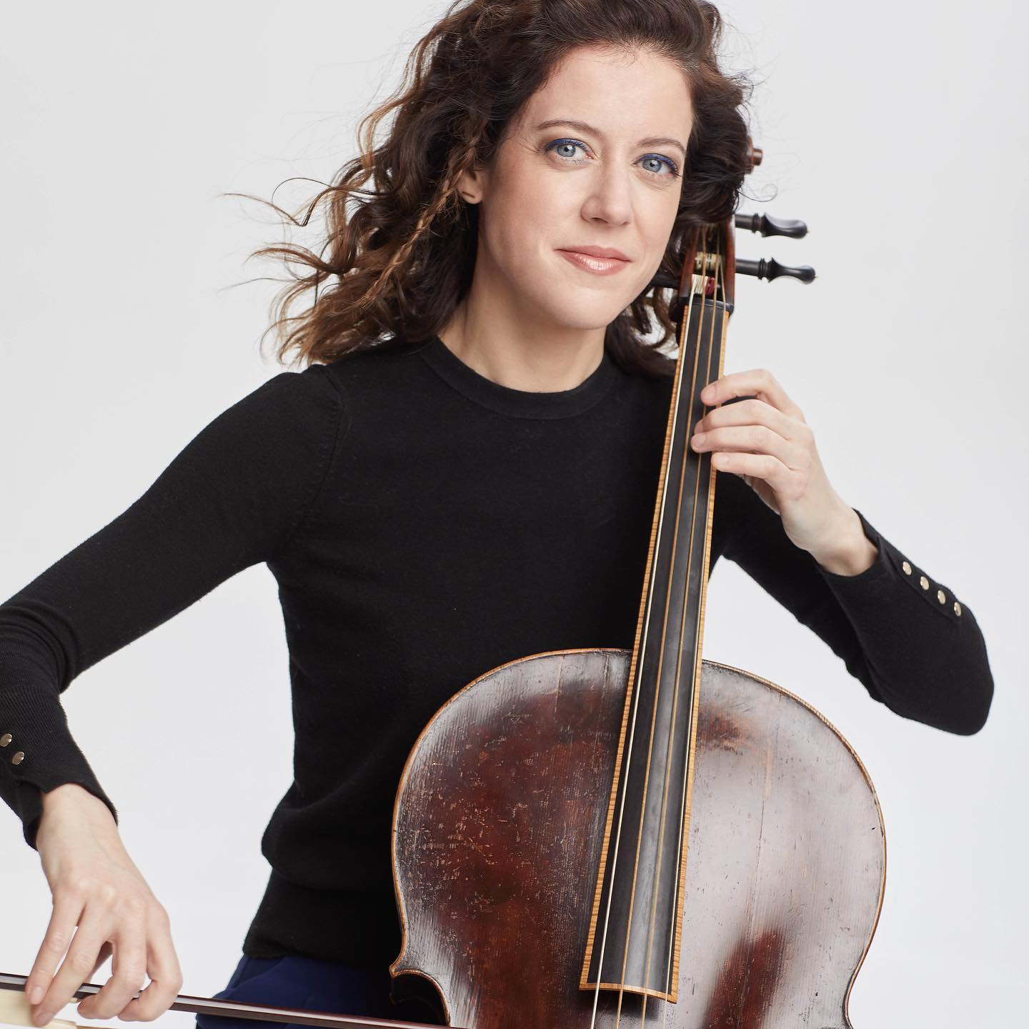 Cellist Elinor Frey on her first Australian tour - ABC listen