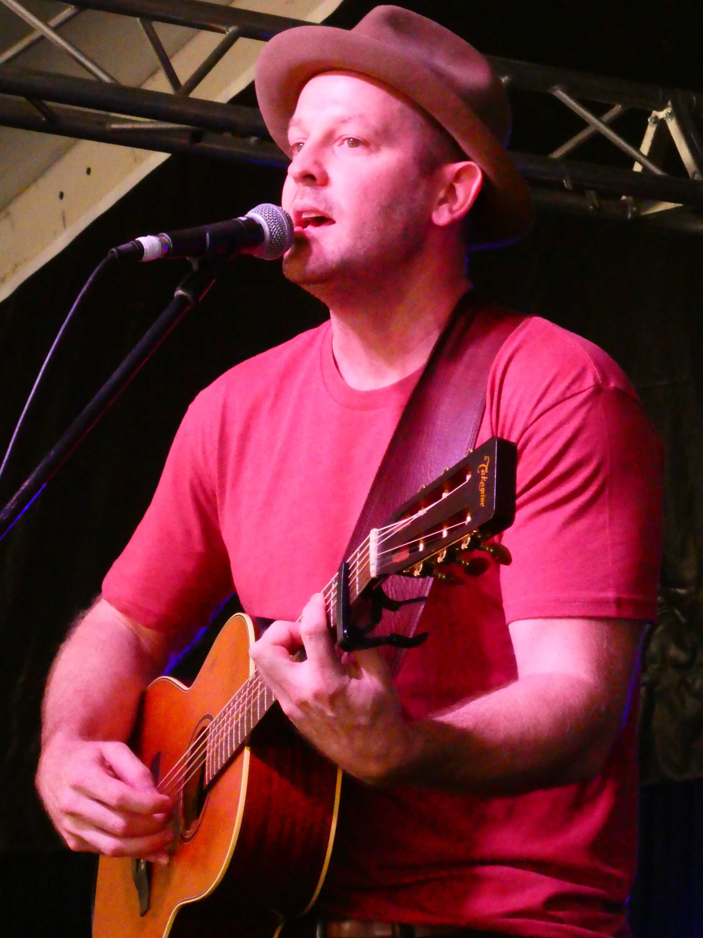 Brad Butcher on going from FIFO work to country music - ABC listen