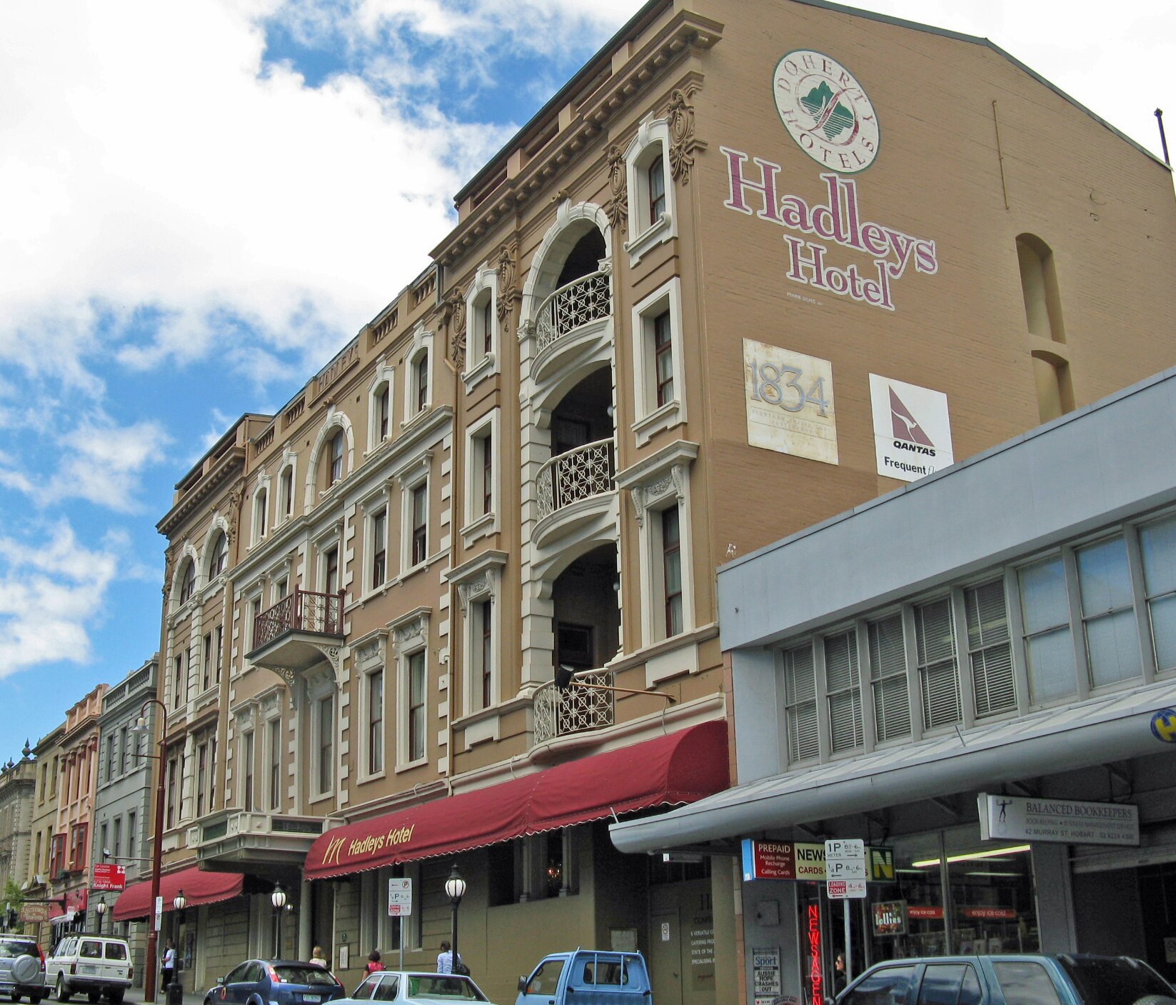 New owners for Hobart's historic Hadleys Hotel - ABC News