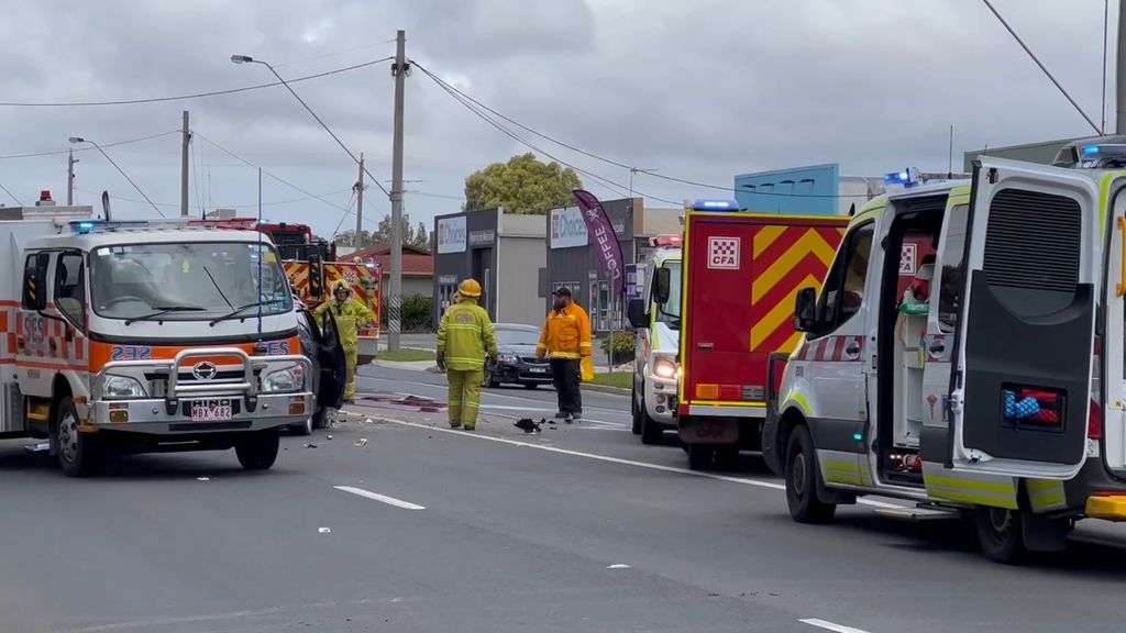 Emergency Services respond to fatal crash in central Horsham - ABC News