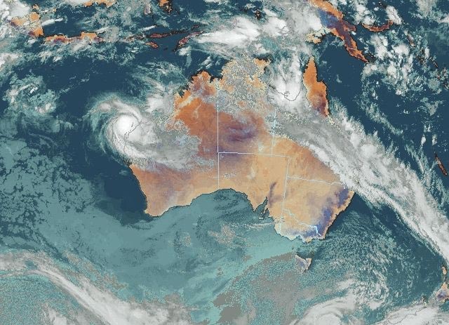 Cyclone Hubert heads for WA north coast - ABC News