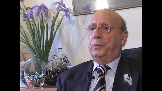 Camps to Liberation: Tuvia Lipson's arrival at Auschwitz - ABC Education