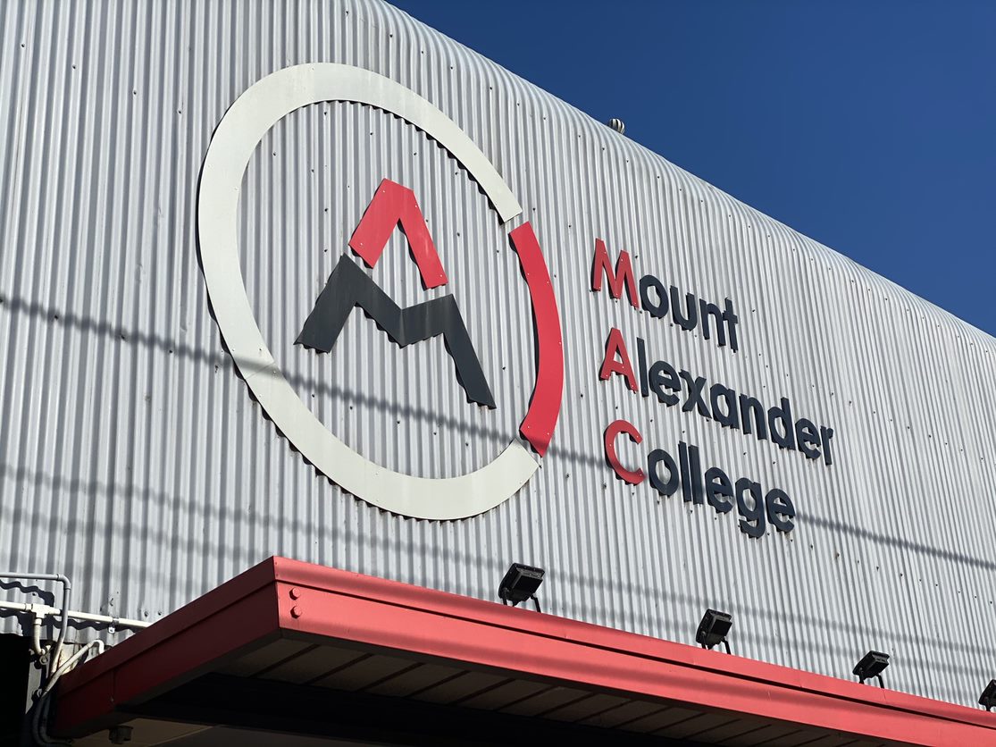 Baby-killing husky to be put down - ABC News