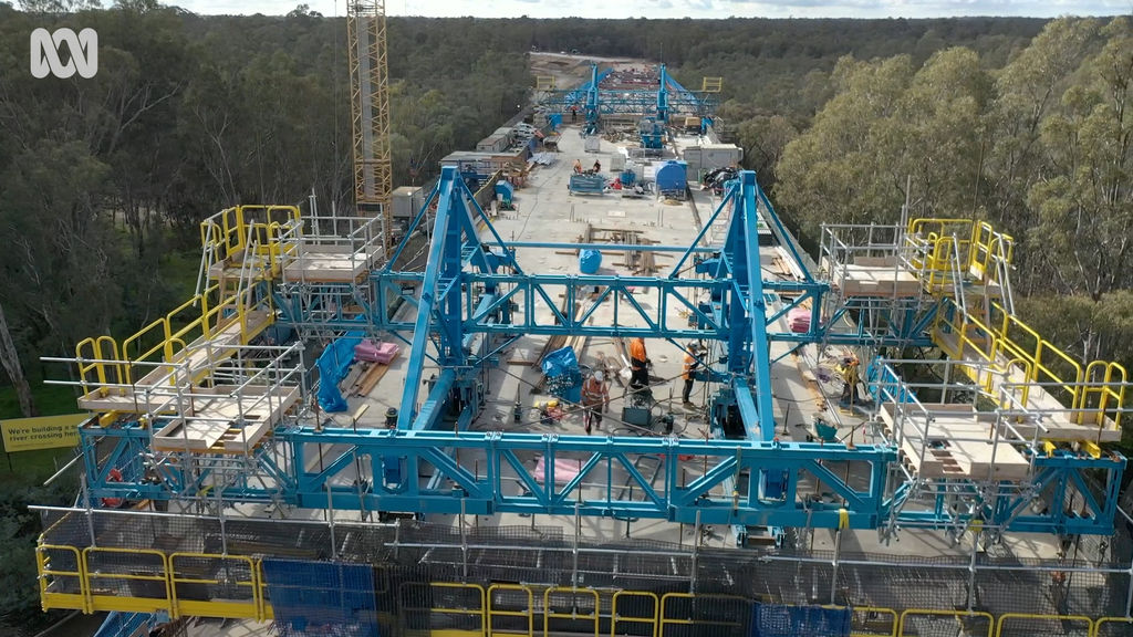 Second bridge opens in Echuca-Moama after almost 60 years of ...