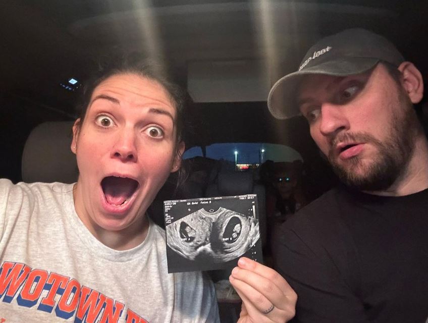 Alabama woman with two wombs gives birth to two girls on separate days ...