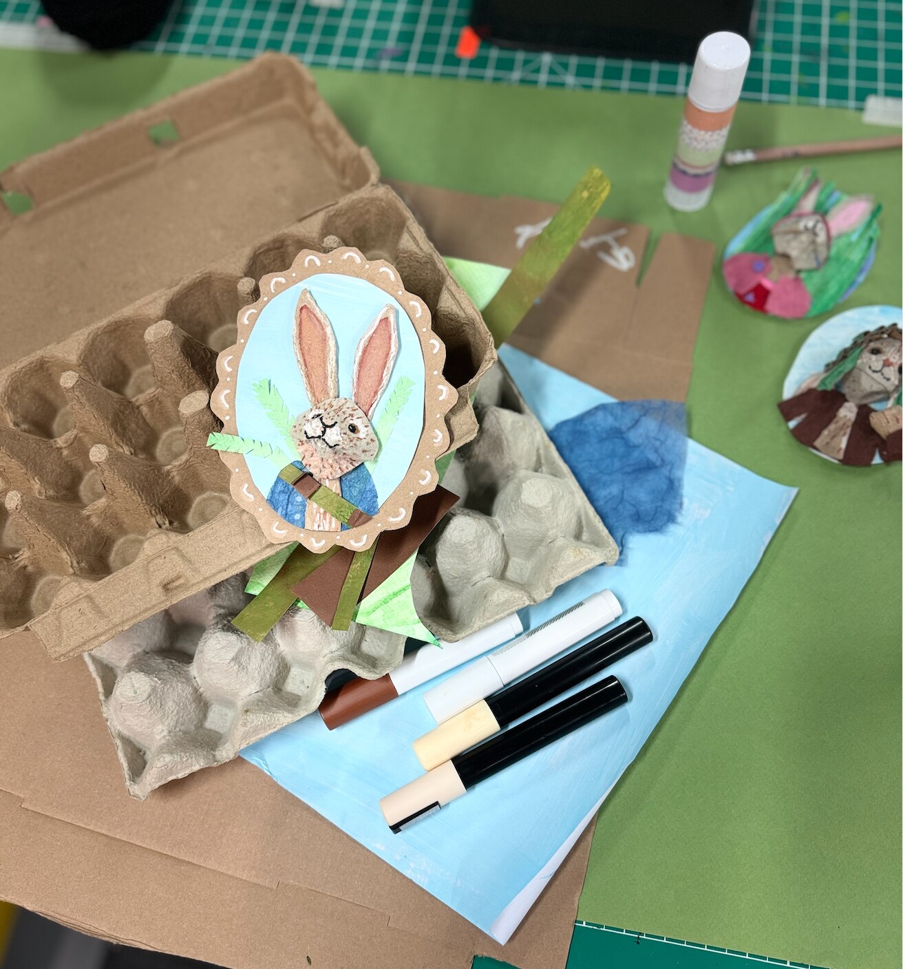 Peter Rabbit Pop-Out Portrait Craft - ABC Kids