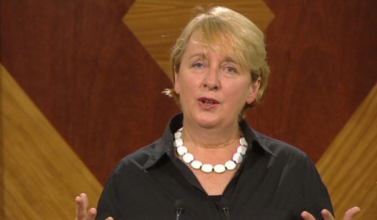 National child protection guidelines drawn up - ABC News