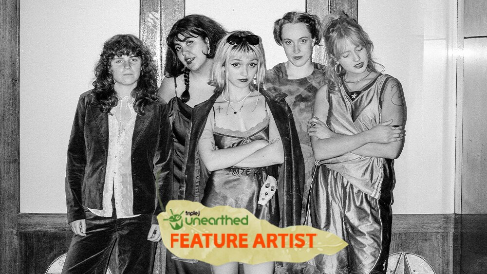 Meet Your New Fave Girl Band, It's The Vovos! - triple j