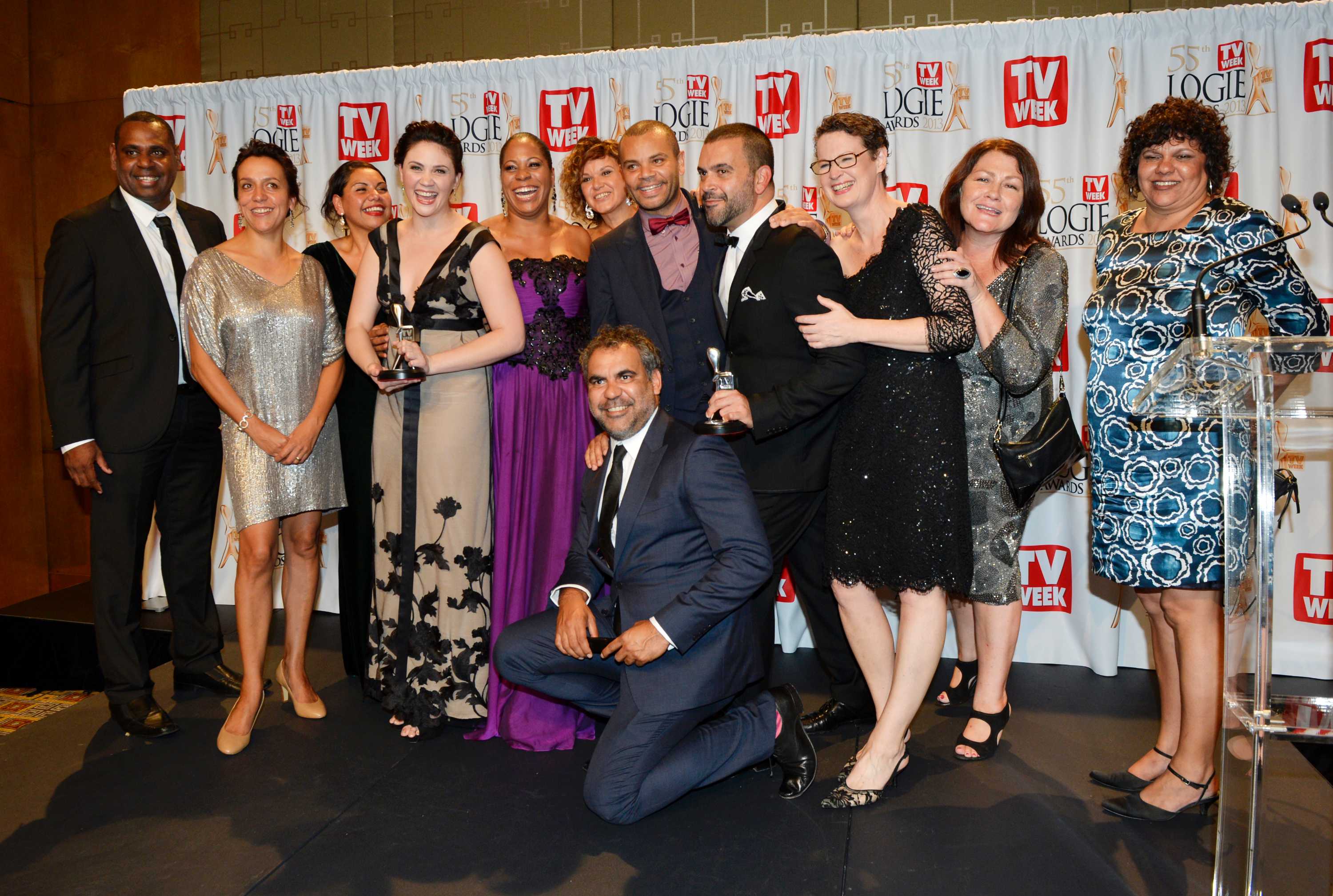 Asher Keddie walks away with Logie gold - ABC News