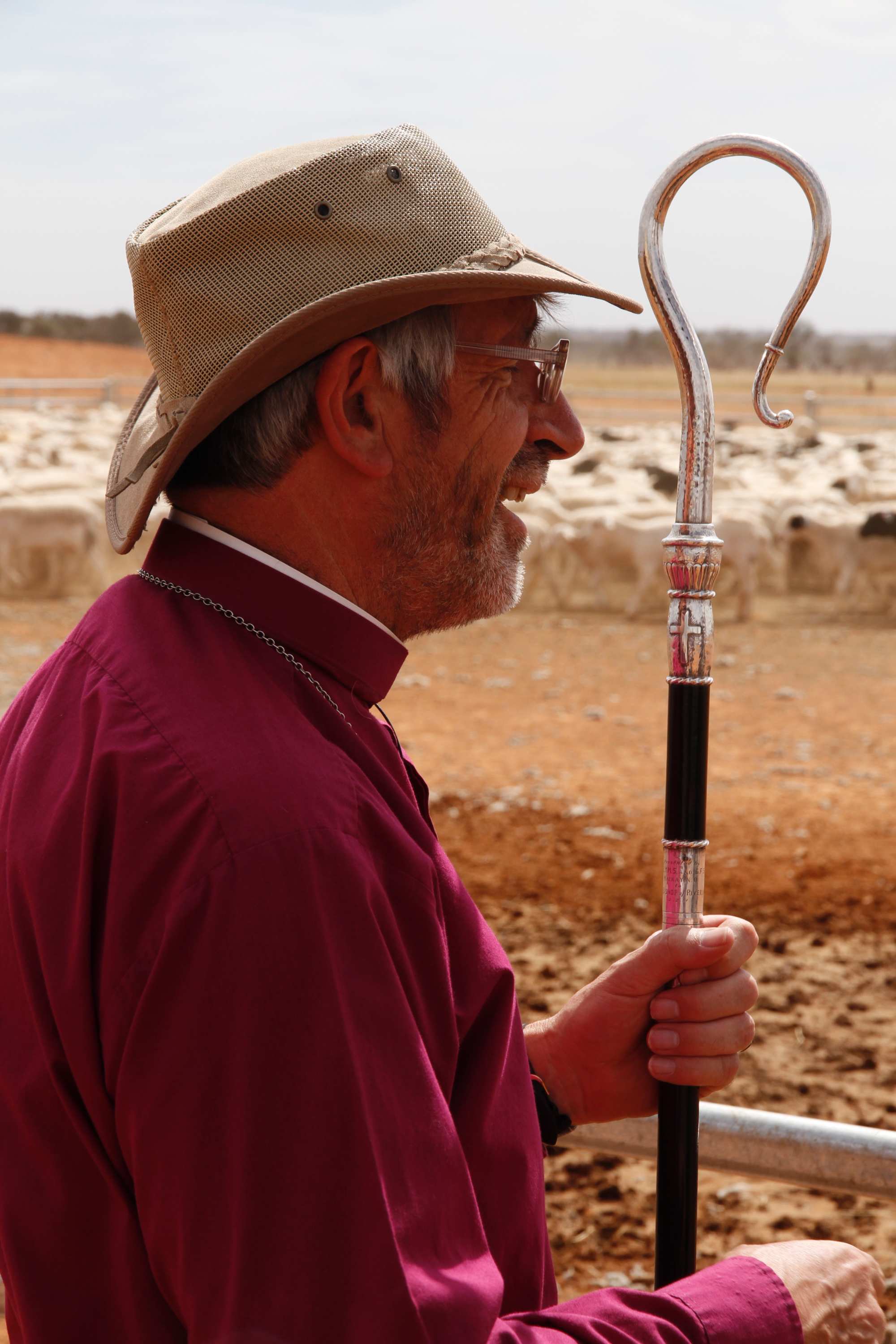 The theatrical Bishop caring for a far-flung flock in the outback - ABC ...