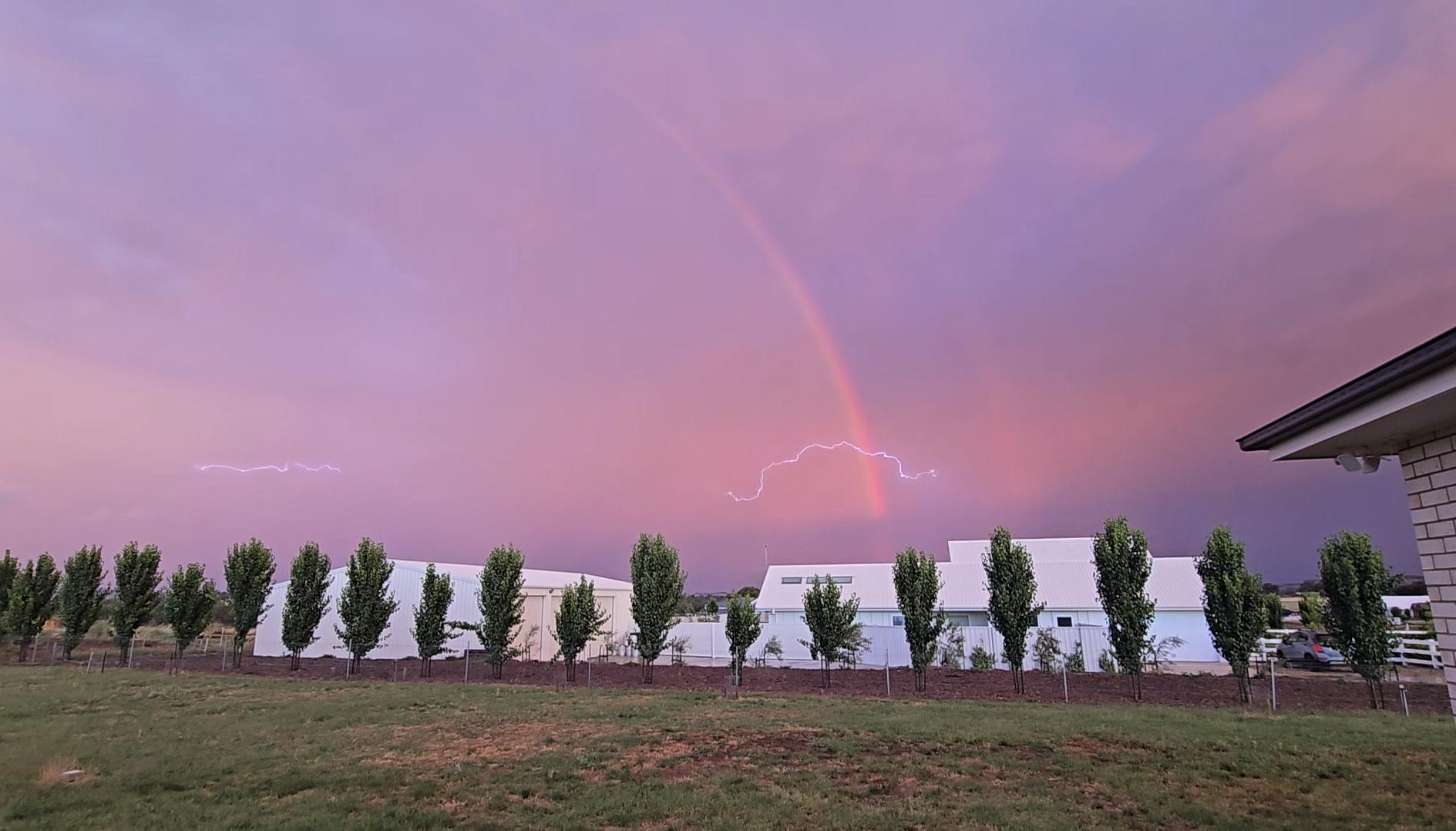 Unusual pairing of rainbows and lightning lights up Wagga Wagga's ...