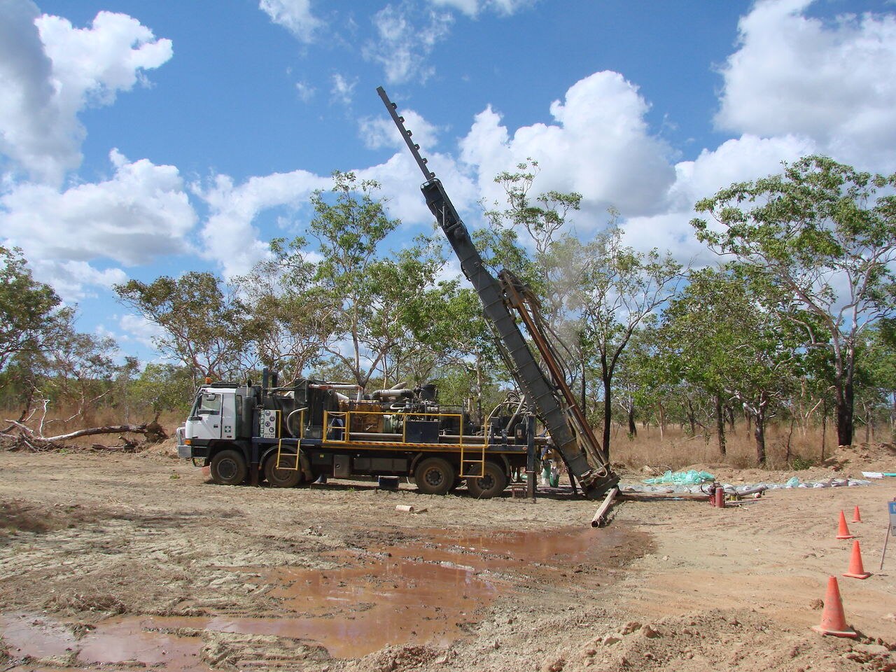 Drilling for gold - ABC News
