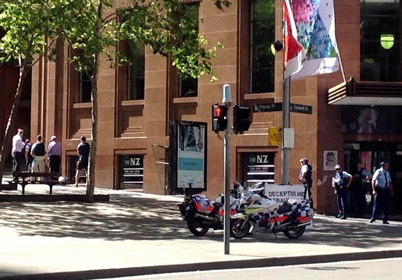 Sydney siege: Photos show community tributes to those affected ...
