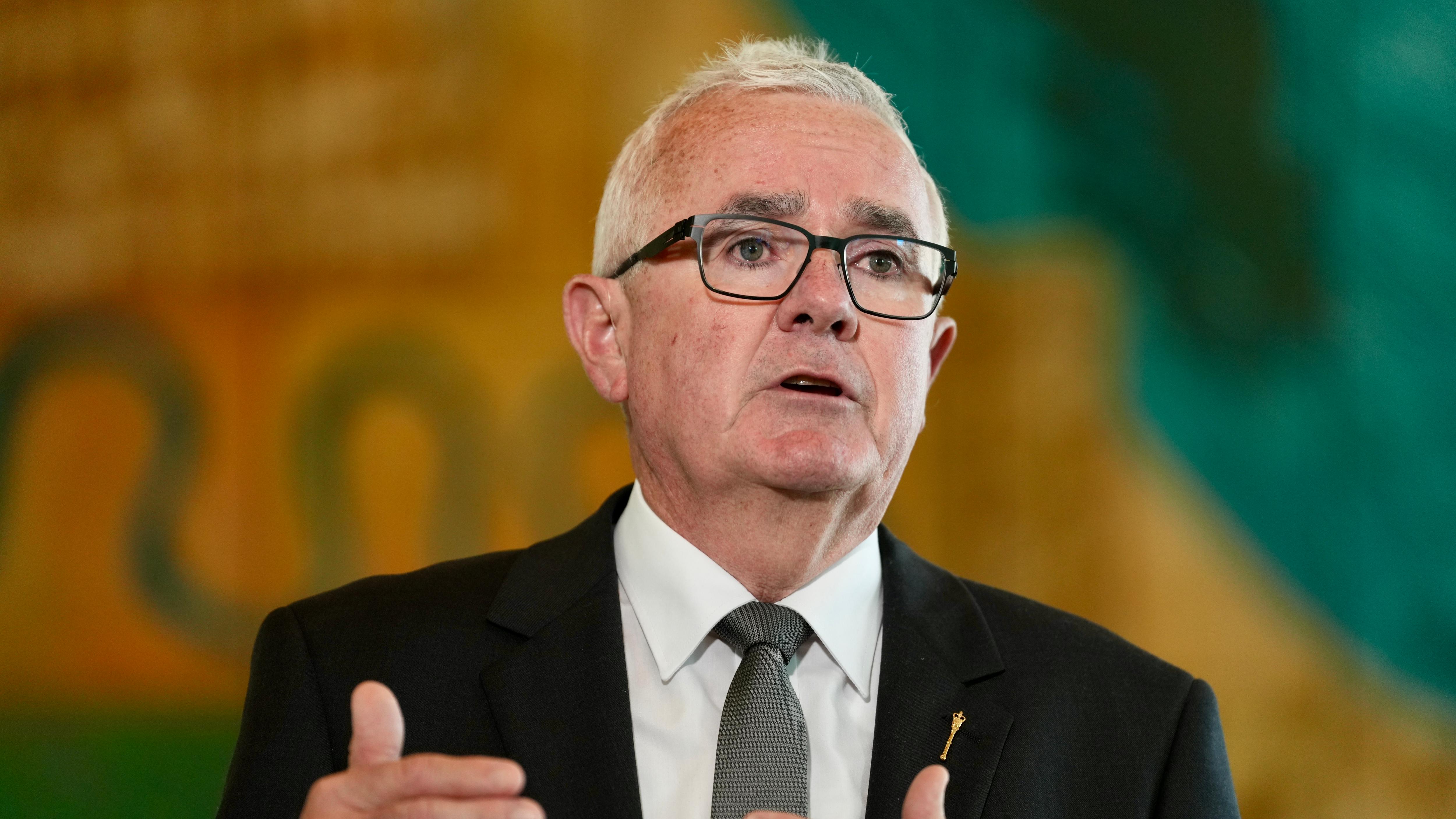 Andrew Wilkie on the 'alarming parallels' between Iran strikes and Iraq ...