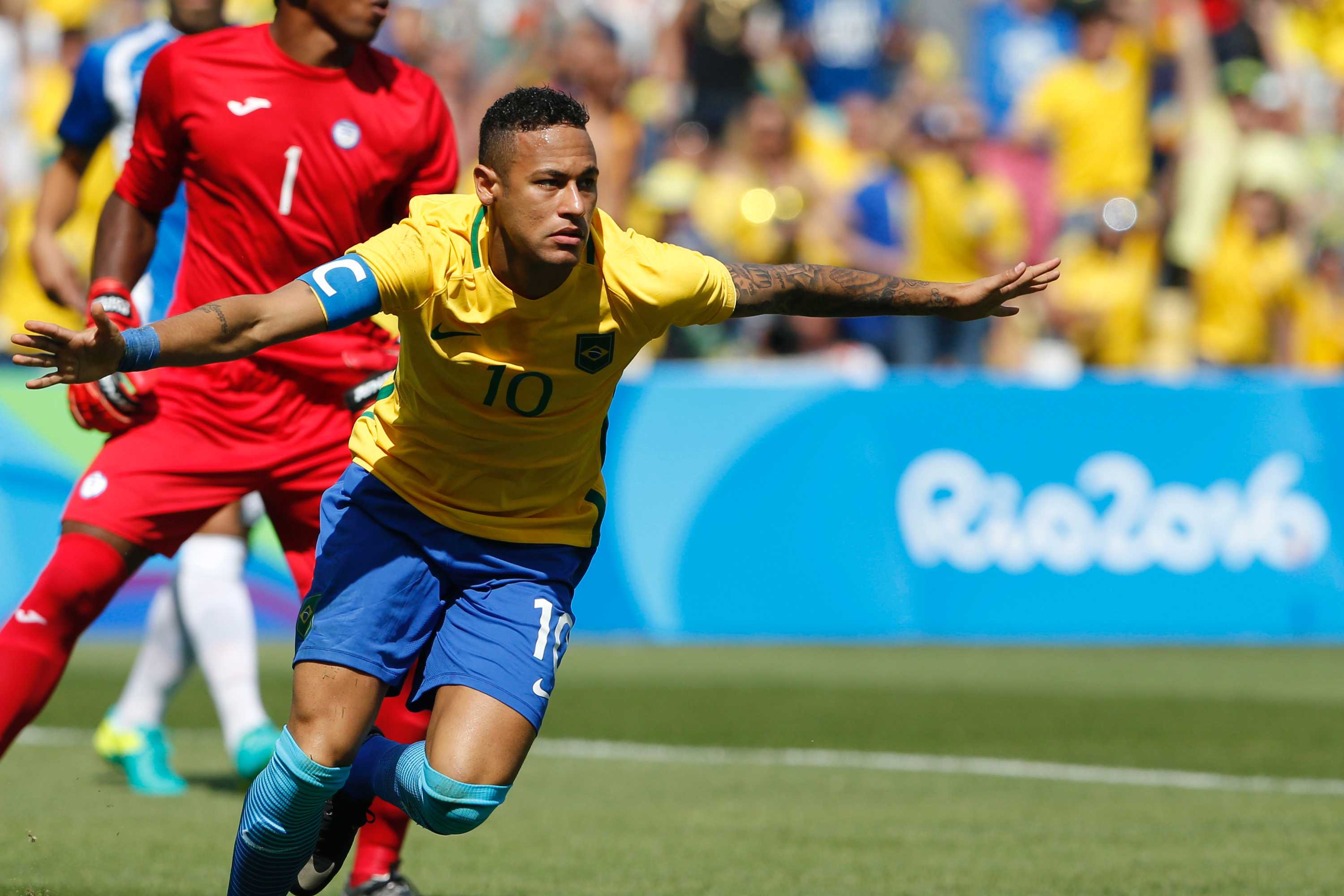 Rio 2016: Neymar helps Brazil into men's football gold medal final in ...
