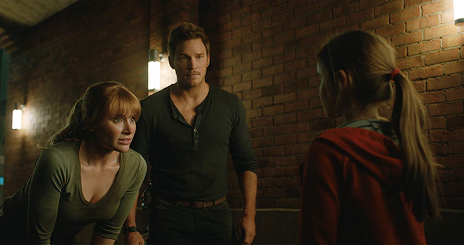 Jurassic World Fallen Kingdom review: Spectacular action sequences ...