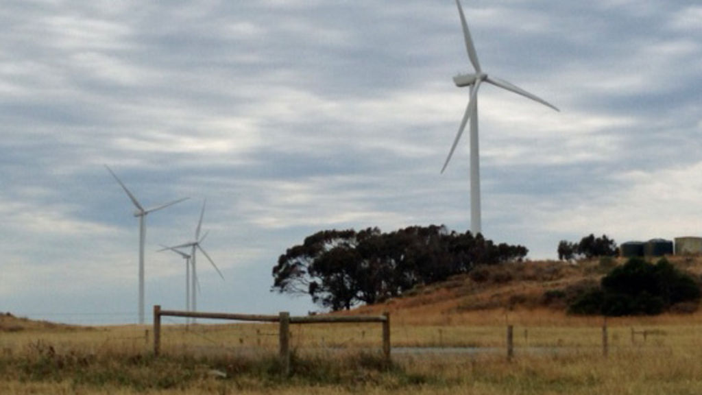 $400m wind farm opens - ABC News