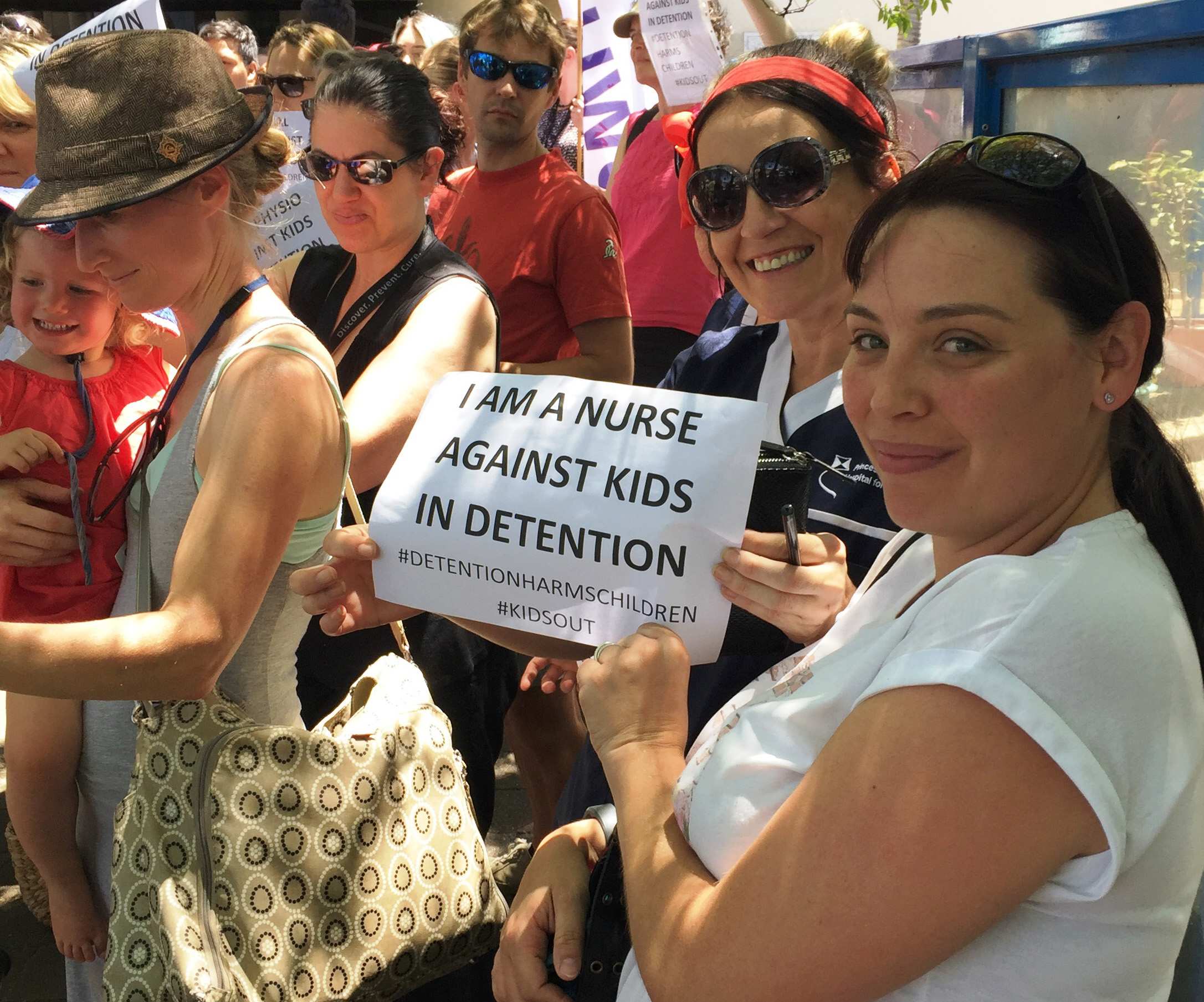 Perth medical professionals rally against children in immigration ...