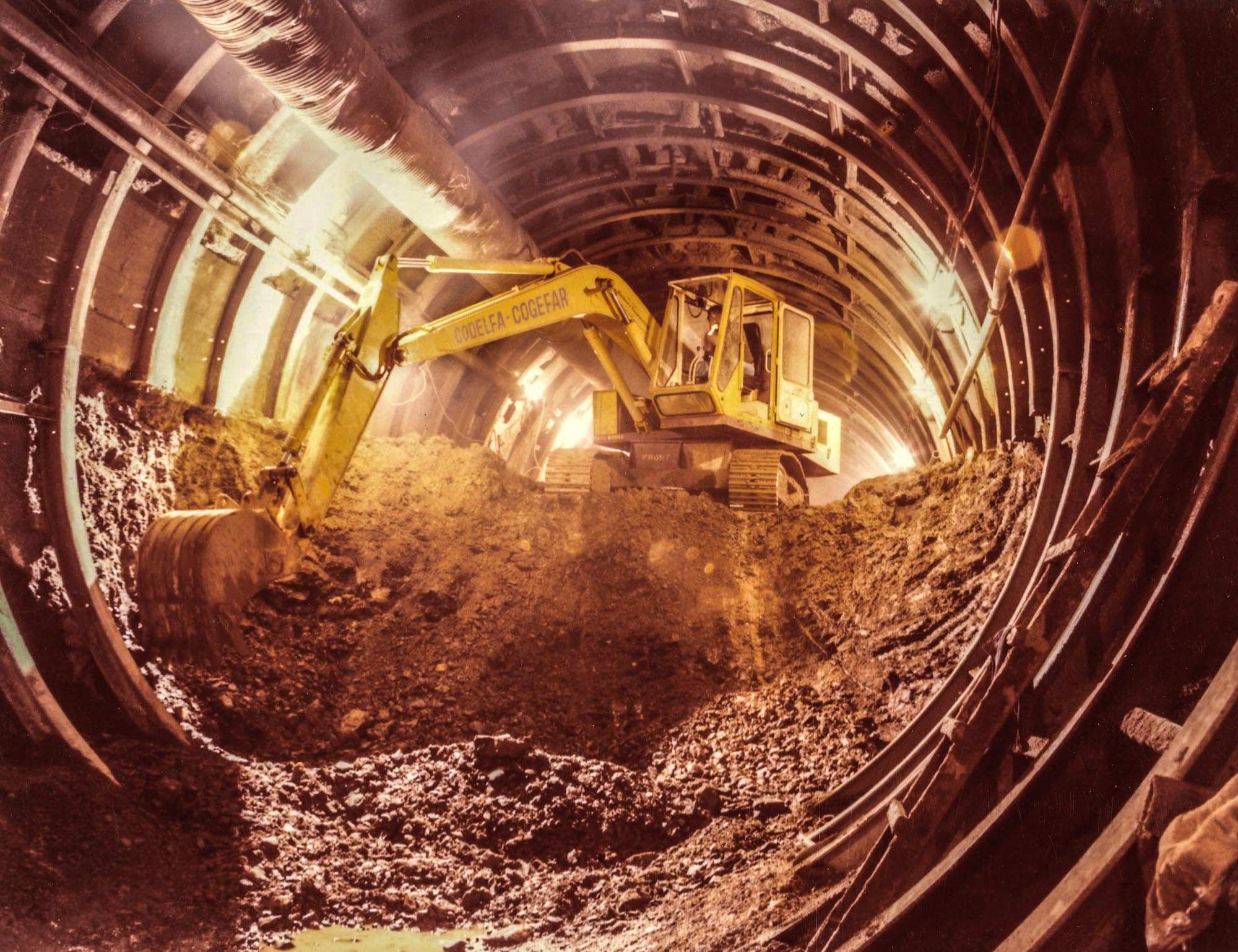 Melbourne Rail Link: City Loop construction photos give glimpse of what ...