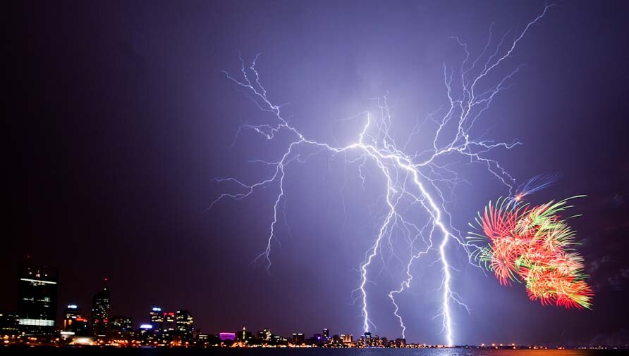 Crowds watch fireworks, despite the weather - ABC News