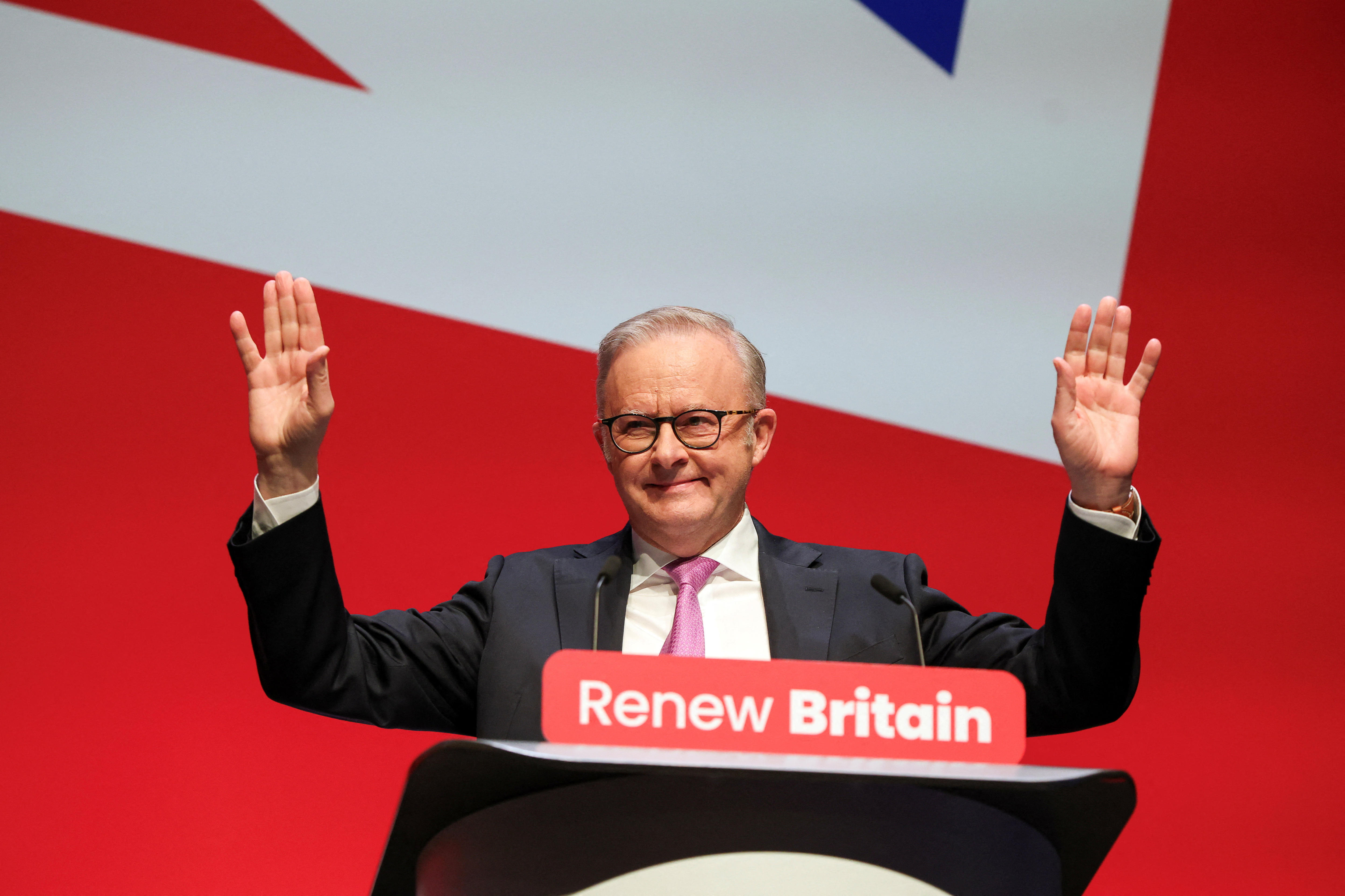 Australia's oldest man, Ken Weeks, celebrates 110th birthday in Grafton ...