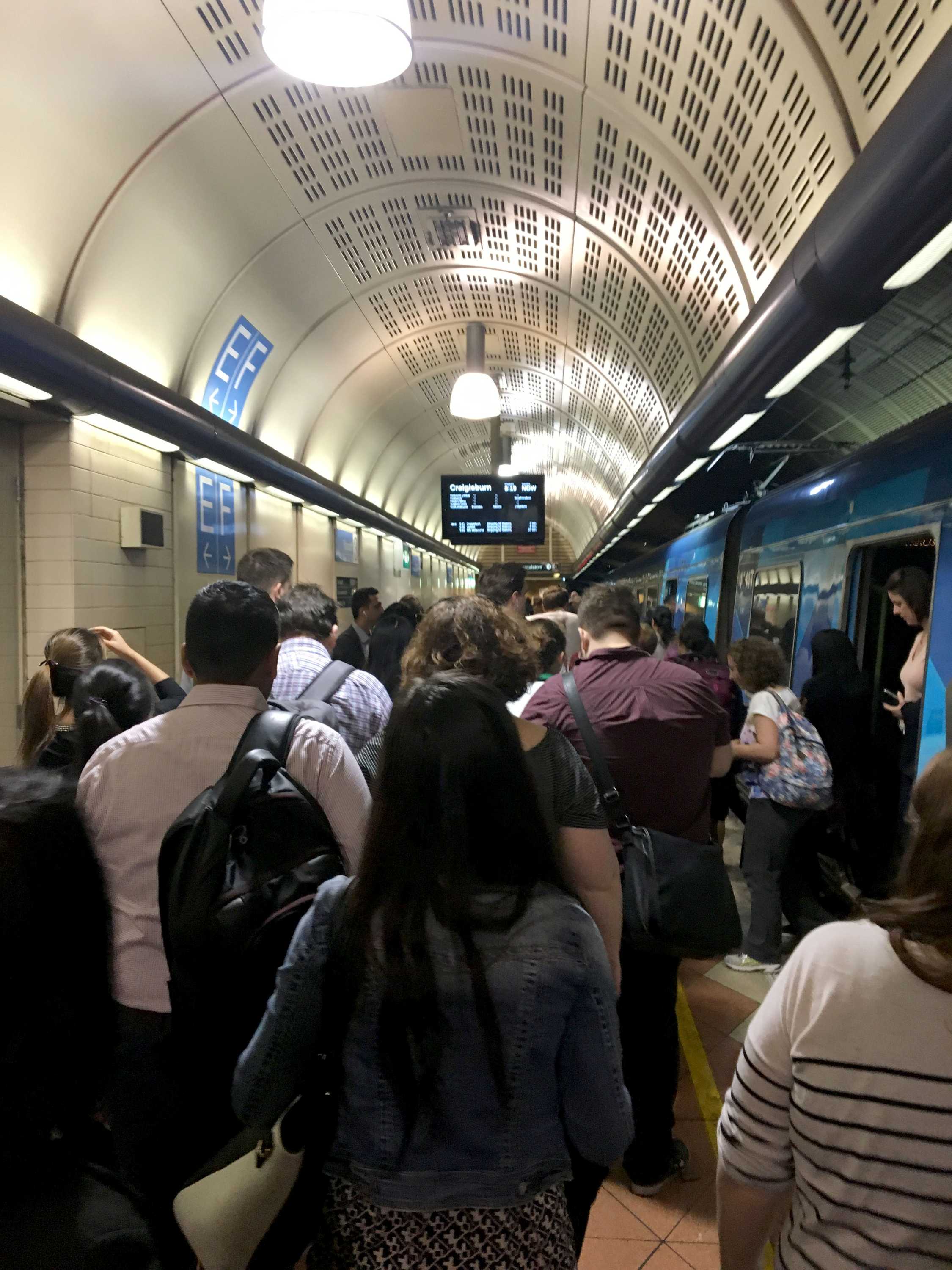 Melbourne Metro passenger trains stuck in the dark in city loop ...