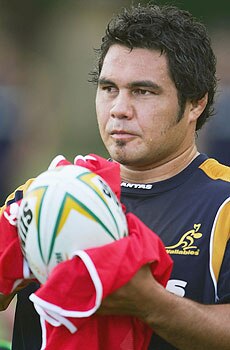 Wallabies and England step into the unknown - ABC News