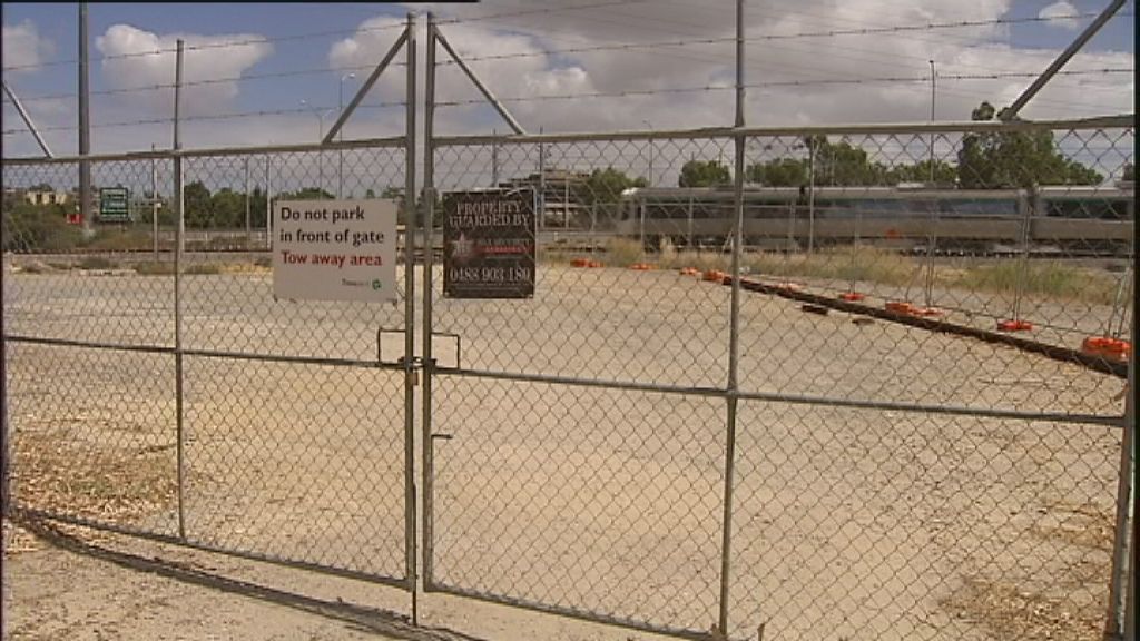 East Perth residents fight rail depot expansion - ABC News