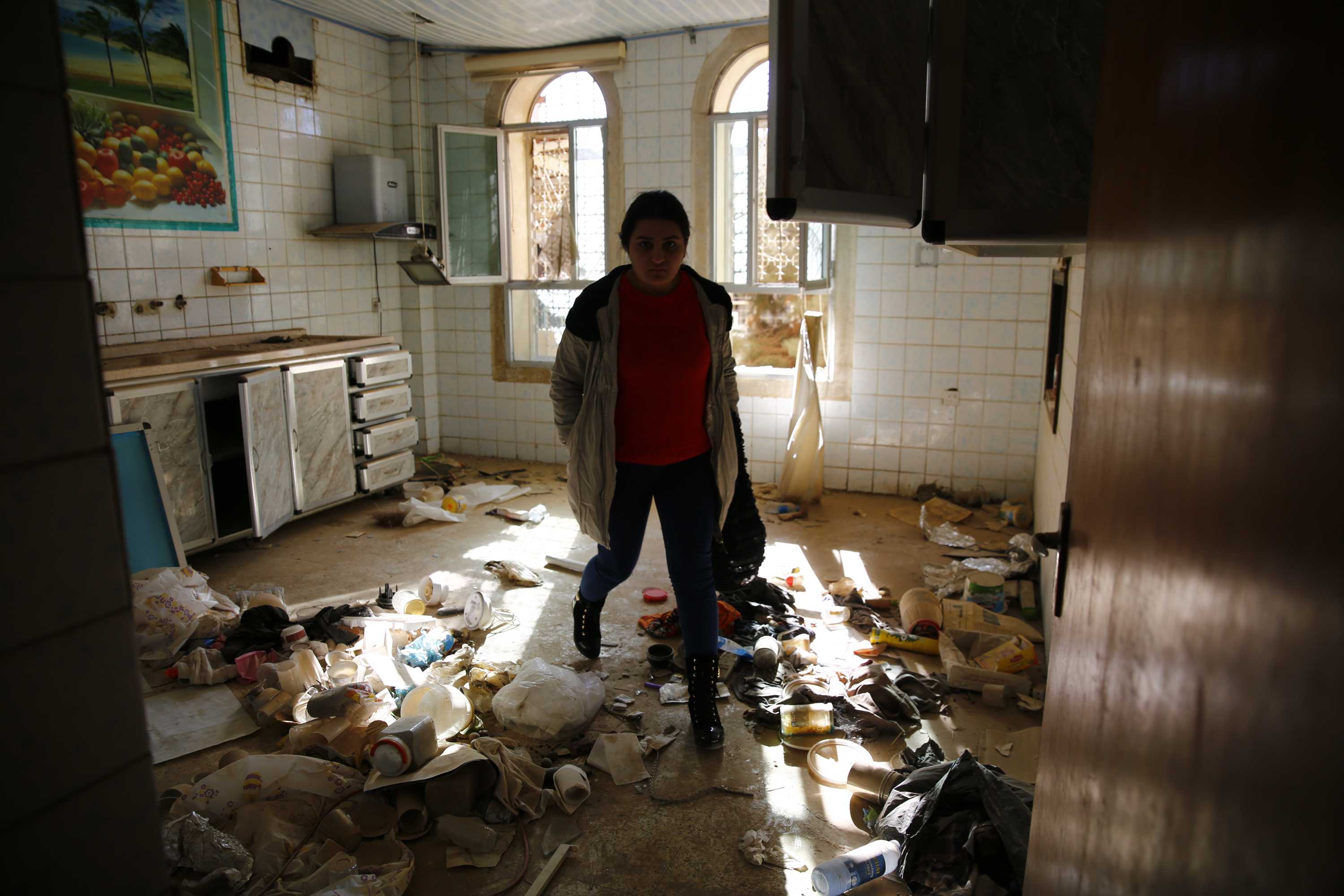Christians return to devastation in ancient Qaraqosh - ABC News