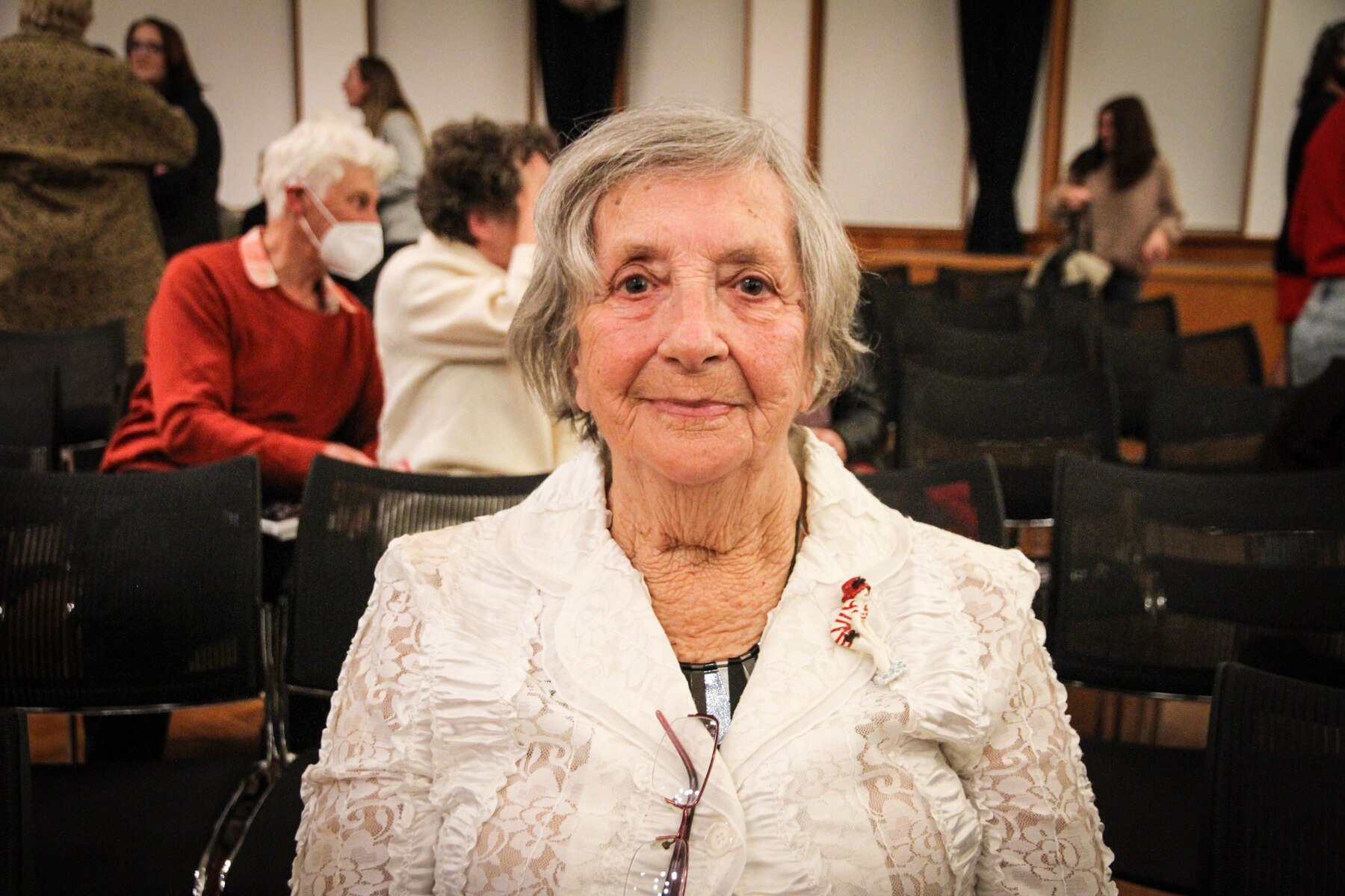 Dreaming Inside poetry provides window on the thoughts of Indigenous ...