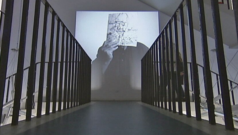 Performance artist uses work for political message - ABC News