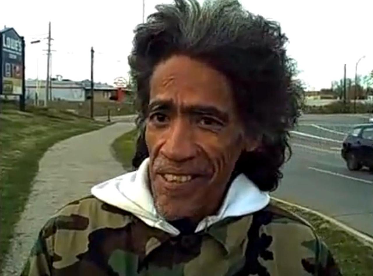Golden-voiced homeless man finds fame - ABC News