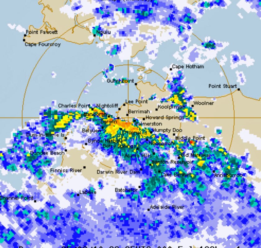 Blackouts in Darwin as 100mm rain falls in 1 hour - ABC News