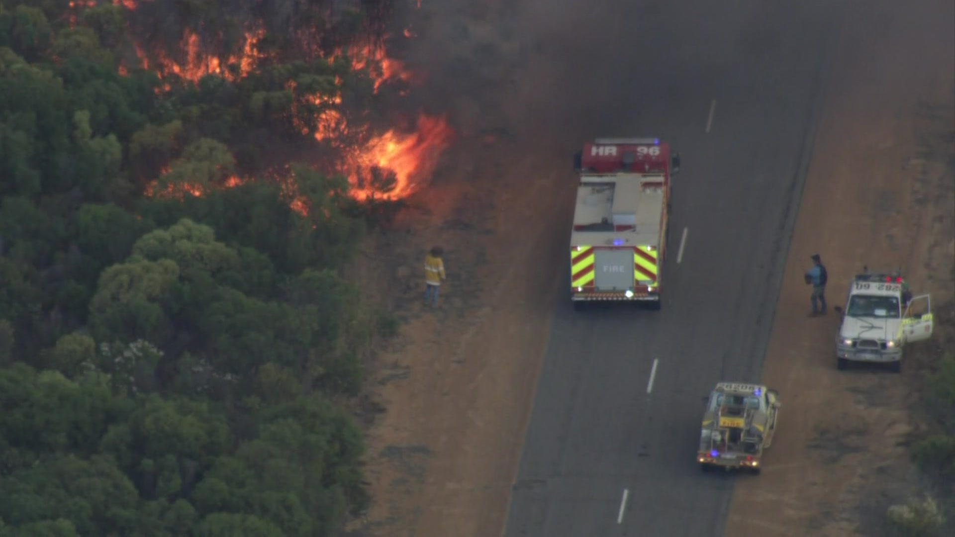 Bushfire emergency warning downgraded for blaze near Jurien Bay, north ...